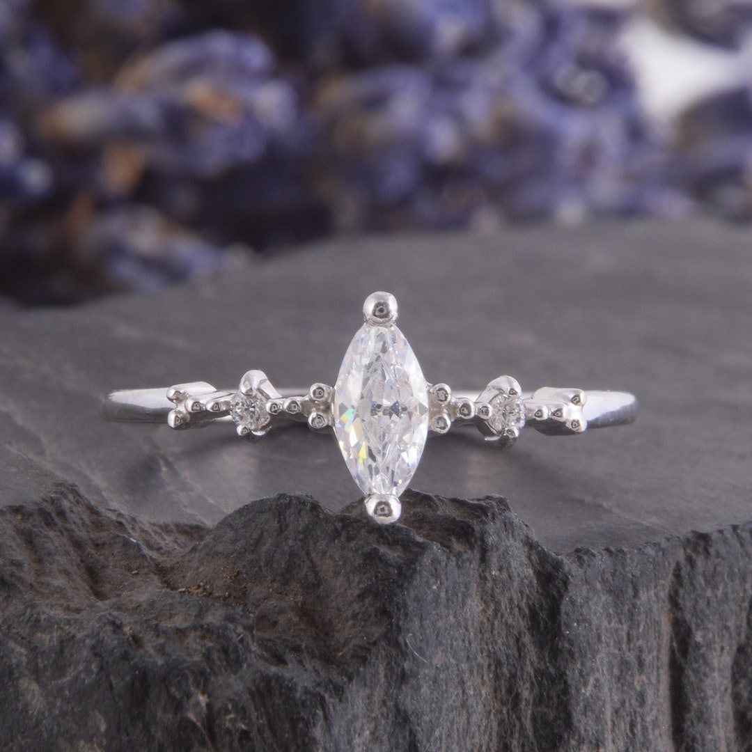 925 Sterling Silver Simple & Dainty Art Deco Promise Ring for Her ...