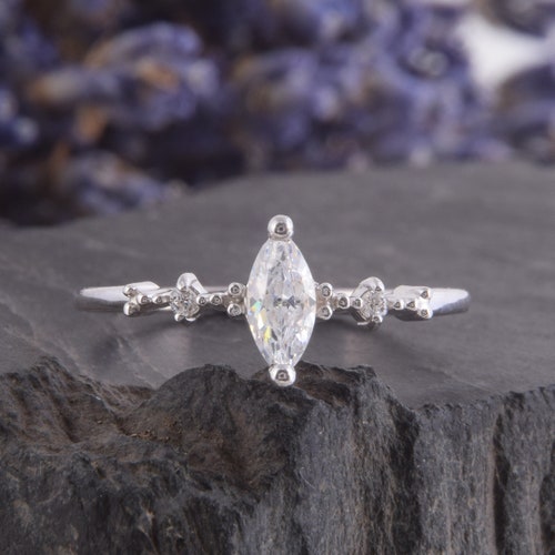 Simple Sterling Silver Promise Ring for Her Small Womens - Etsy