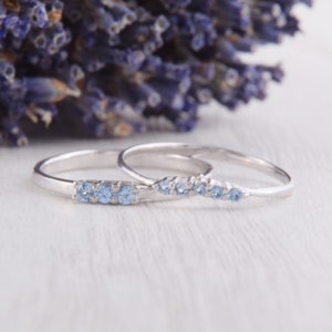 Small Dainty Wedding Ring Set, Minimalist Wedding Rings Set, Womens ...
