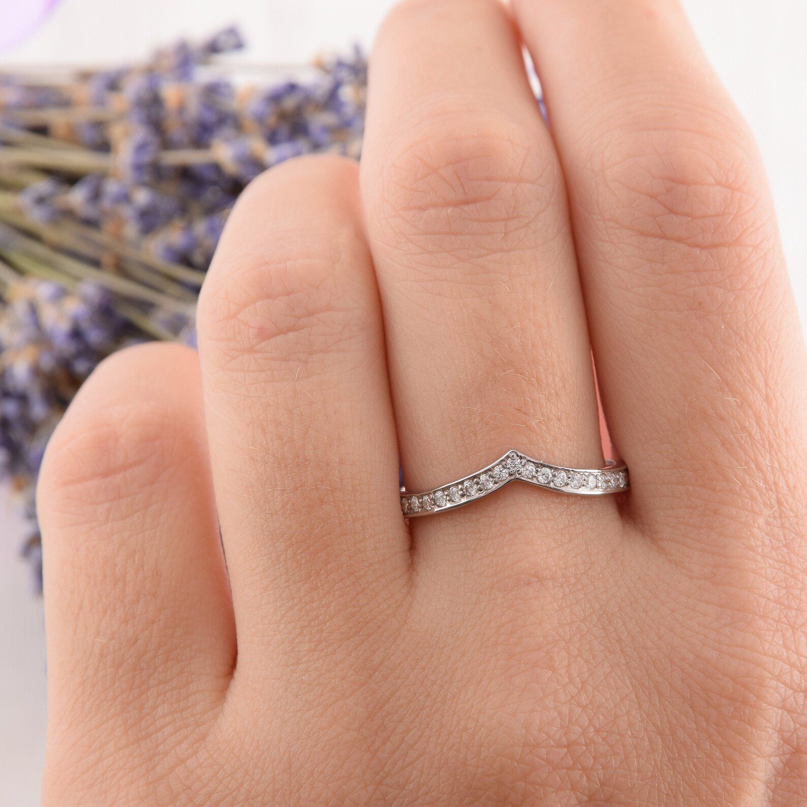 Womens Curved Wedding Band V Ring Chevron Ring V Wedding - Etsy