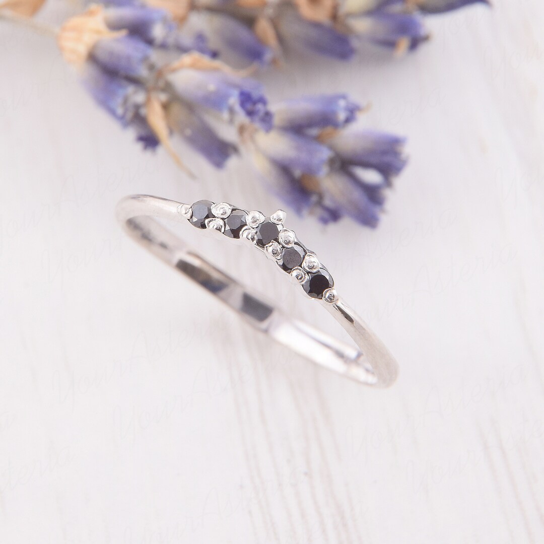 Black Stone Ring, Black Wedding Band, Curved Wedding Band, Dainty ...
