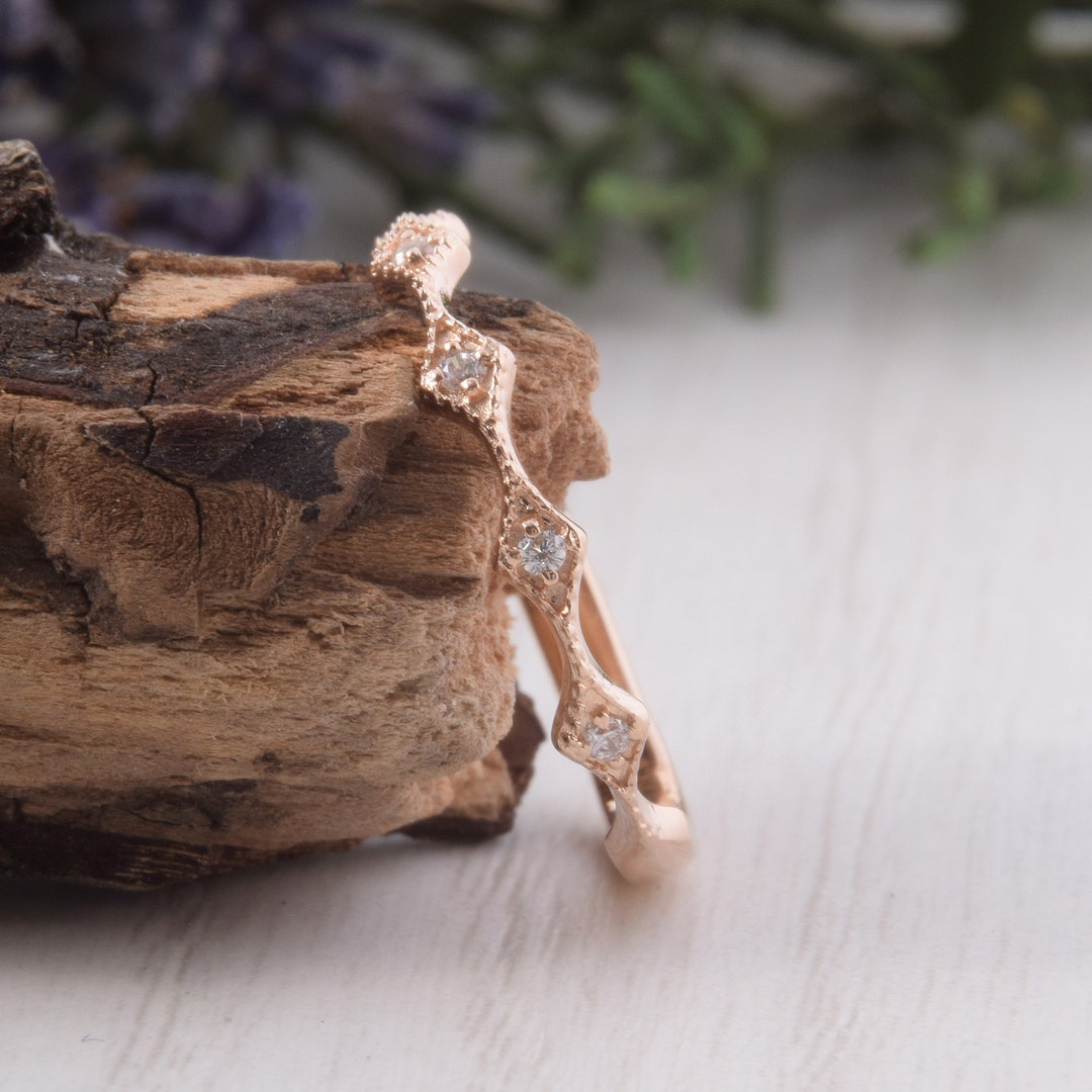 Unique Small Minimalist Vintage Style Victorian Womens Wedding Band ...