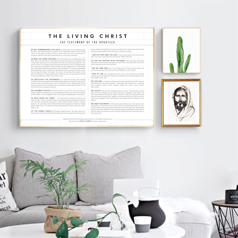 The Living Christ Printable Typography Poster - Etsy