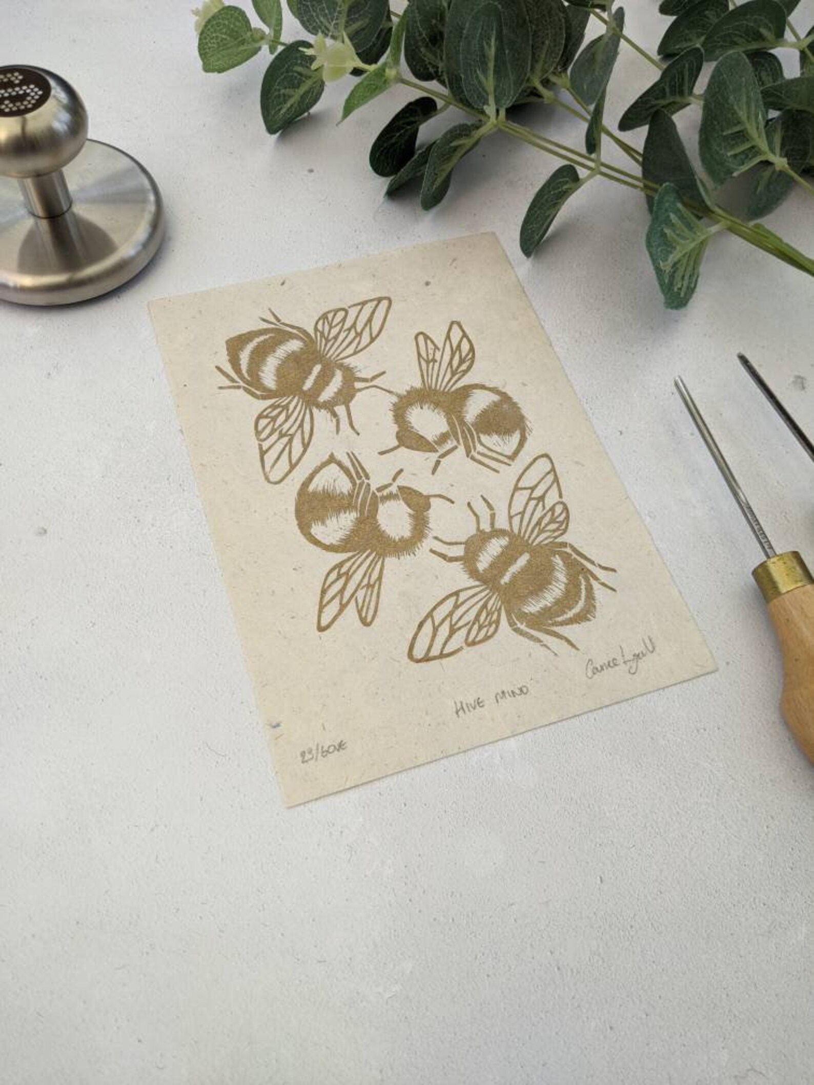 Gold Bee Linocut Print Bumblebee Print Gold and Black Bee - Etsy
