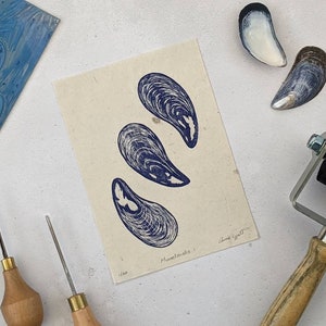 Mussel Shell Linocut Print, Seashell Print, Wall Decor, Limited Edition Linocut Print - Etsy