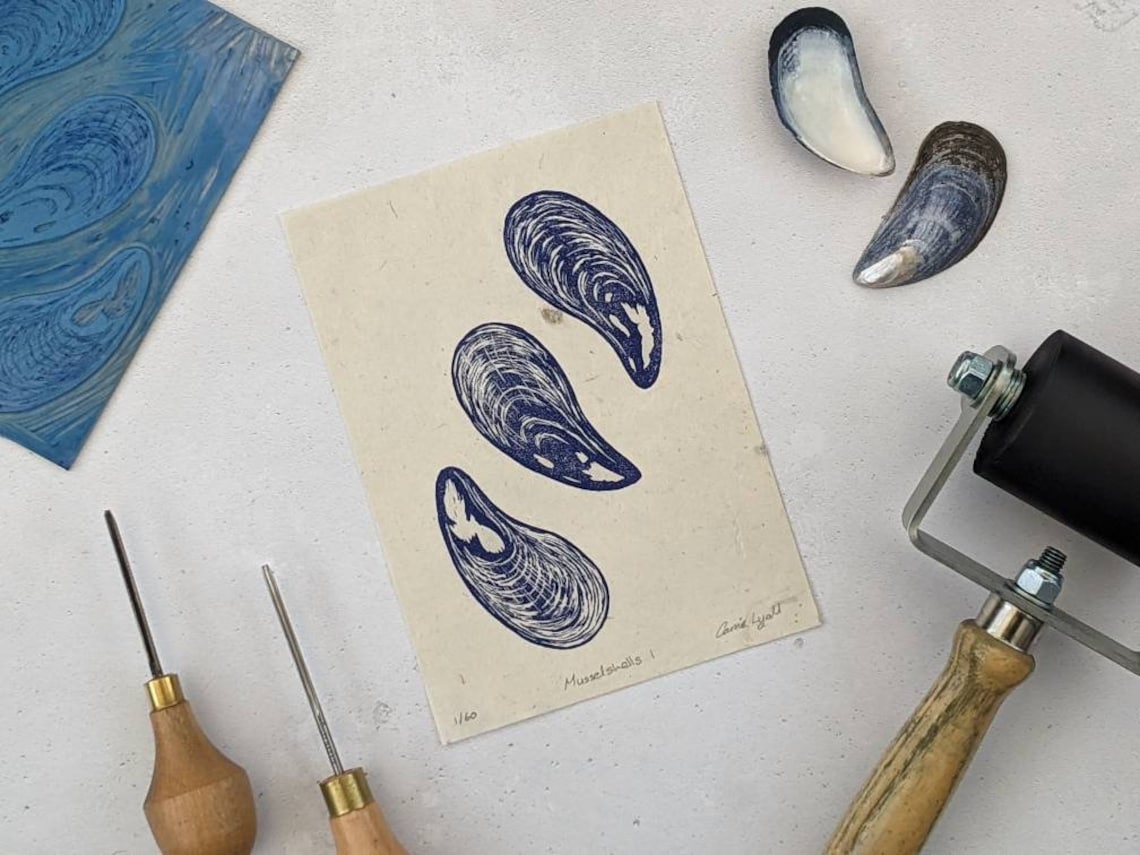 Mussel Shell Linocut Print Seashell Print Wall Decor - Etsy UK