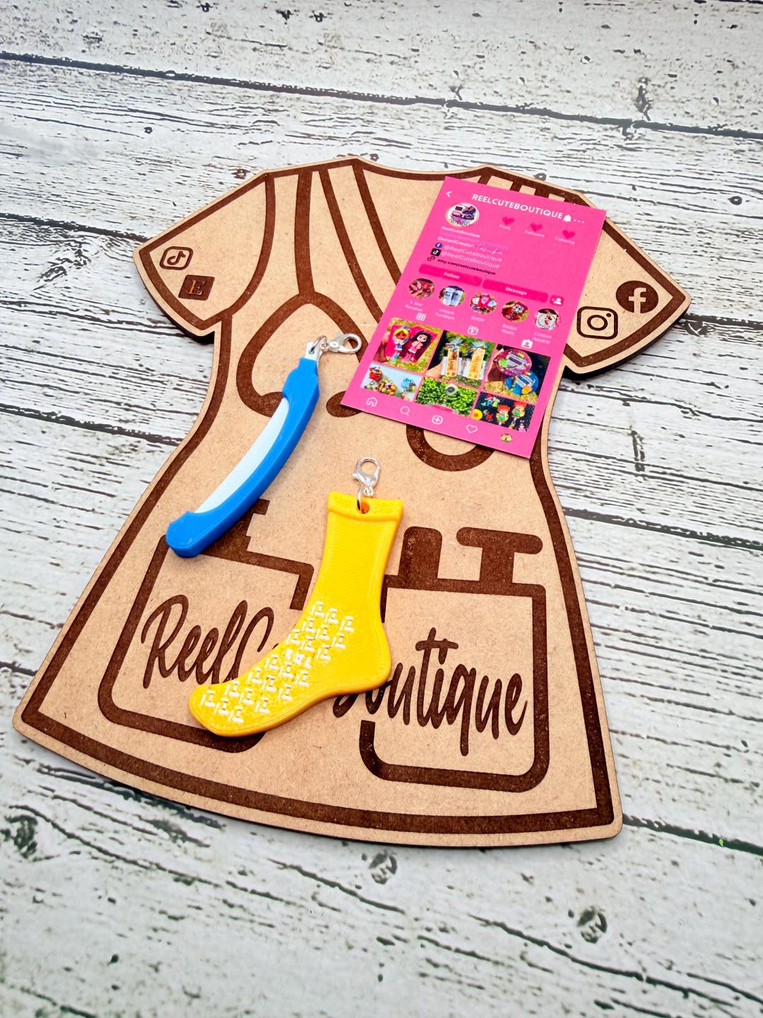 3D Printed Nurse Badge Charm: Phlebotomy, Nursing, Healthcare Yellow ...