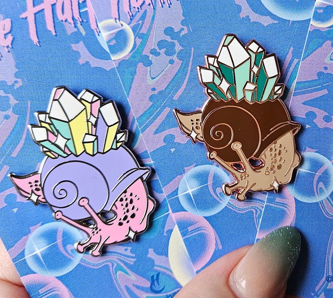 Crystal Snail Enamel Pin 2 Variants Pastel and Earth Tones - Etsy