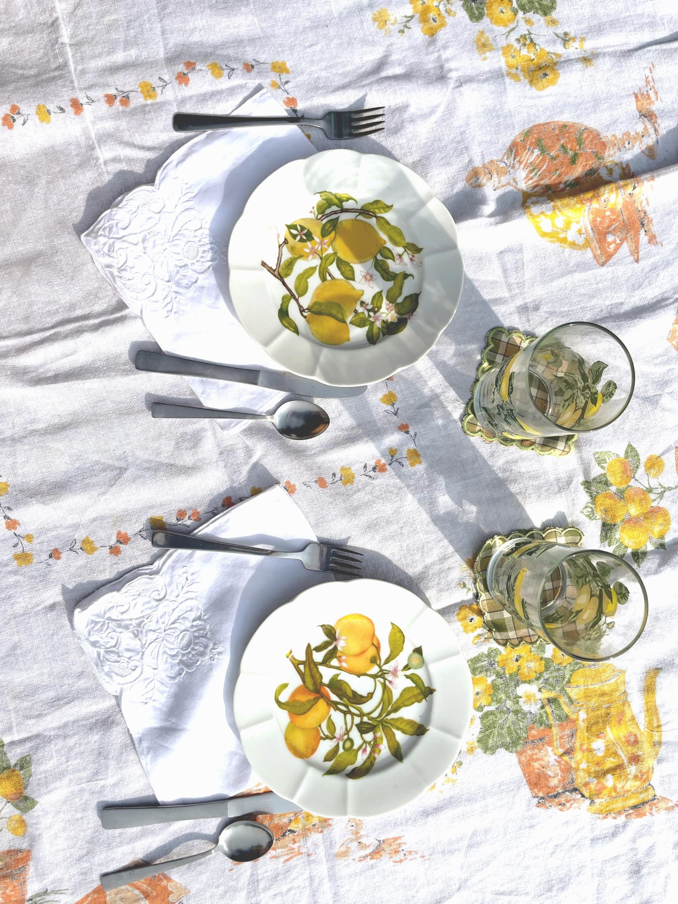 The Amalfi Picnic Basket for Four | Vintage Lemon Picnic Set With ...