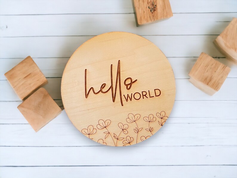 Hello World Baby Sign: Floral Wood Round, Newborn Photo Prop - Etsy