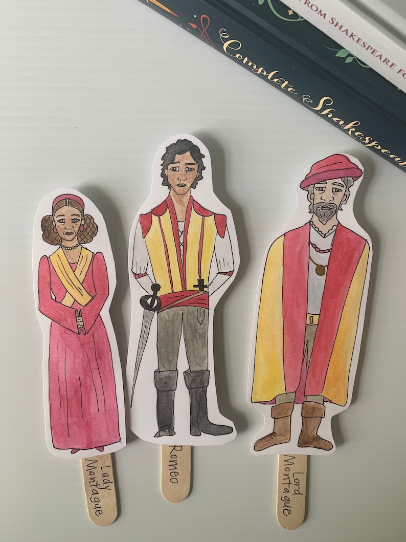 Romeo and Juliet Shakespeare Popsicle Puppets - Etsy