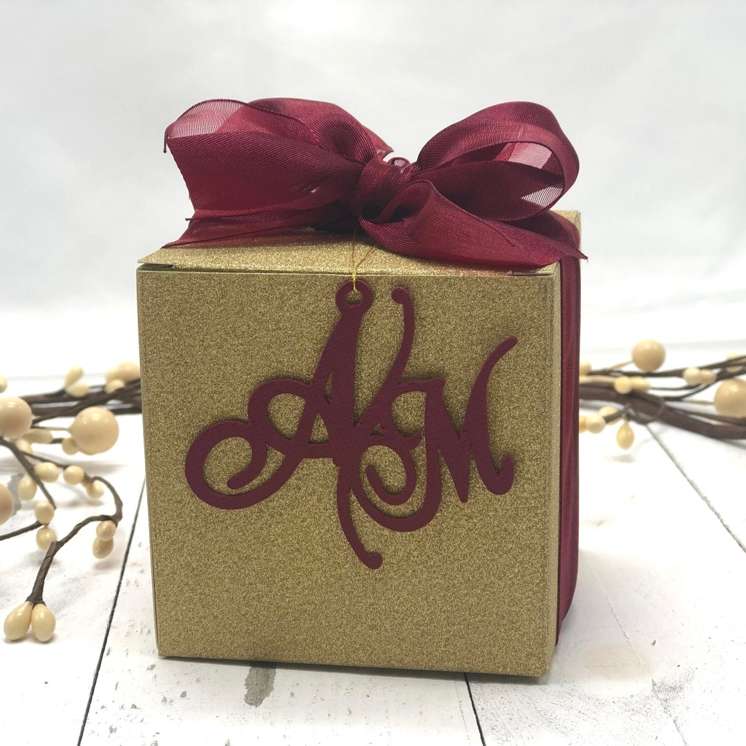 Personalized Wedding Gold Favor Boxes With Ribbon Bow and Initials ...
