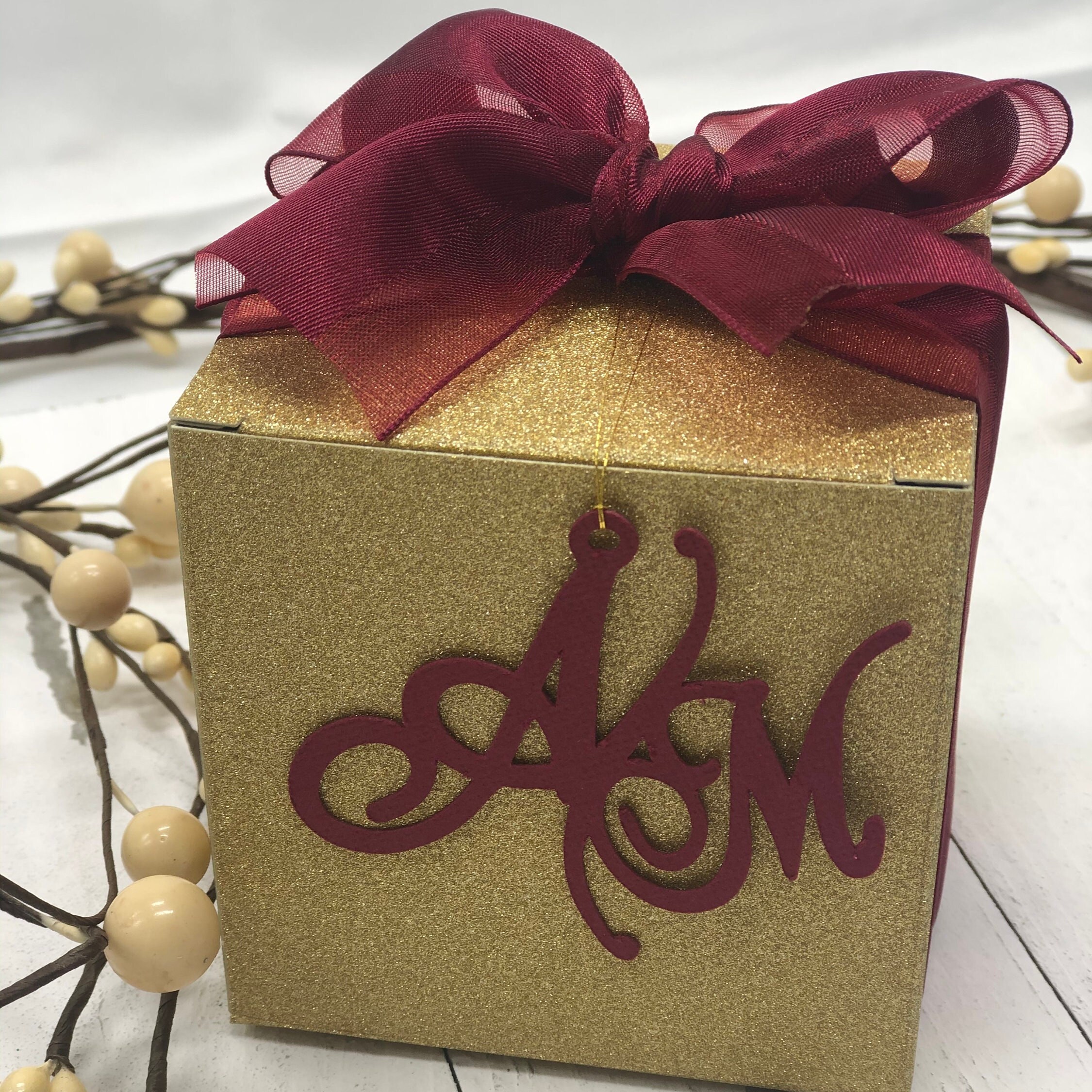 Personalized Gold Wedding Favor Boxes With Ribbon & Initials - Etsy