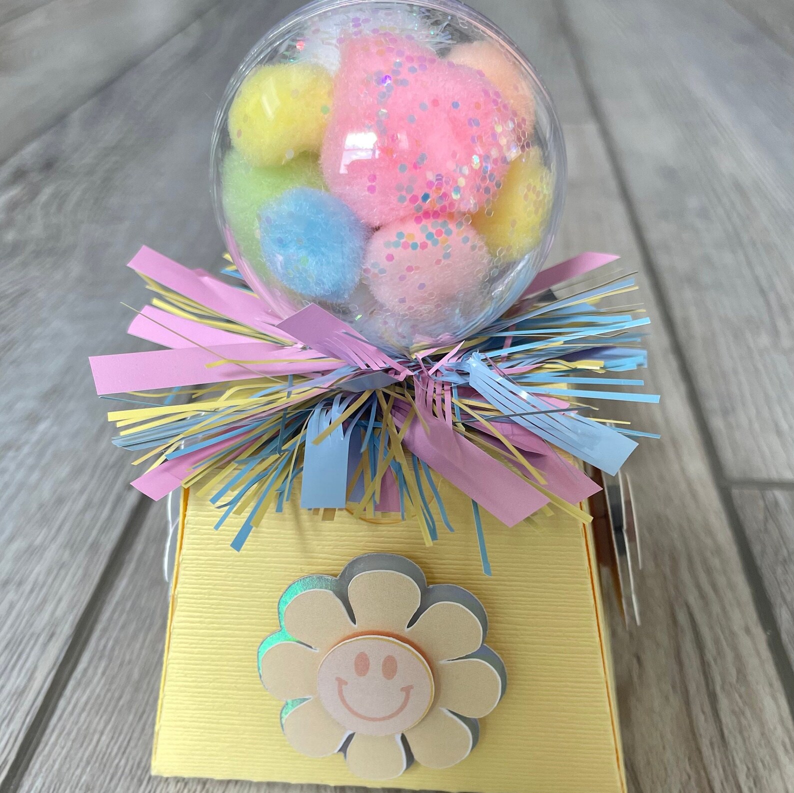 Smiley Face Favor Box: Groovy Party Treat Box - Etsy