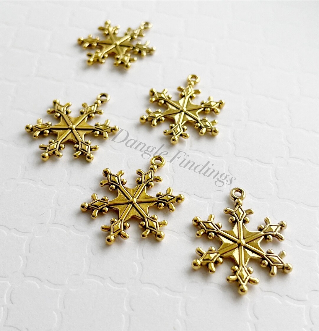 10 Snowflake Charms, Antique Gold, Large, Winter, Christmas, Holiday ...