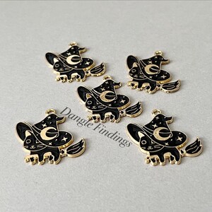 5 Black Cat Charms, Enamel, Halloween, Witch, DIY Jewelry and Crafts ...