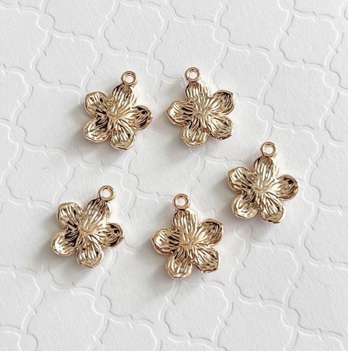 10 Flower Charms, Pretty , Dark Purple, Enamel, Violet, Diy, Jewelry ...