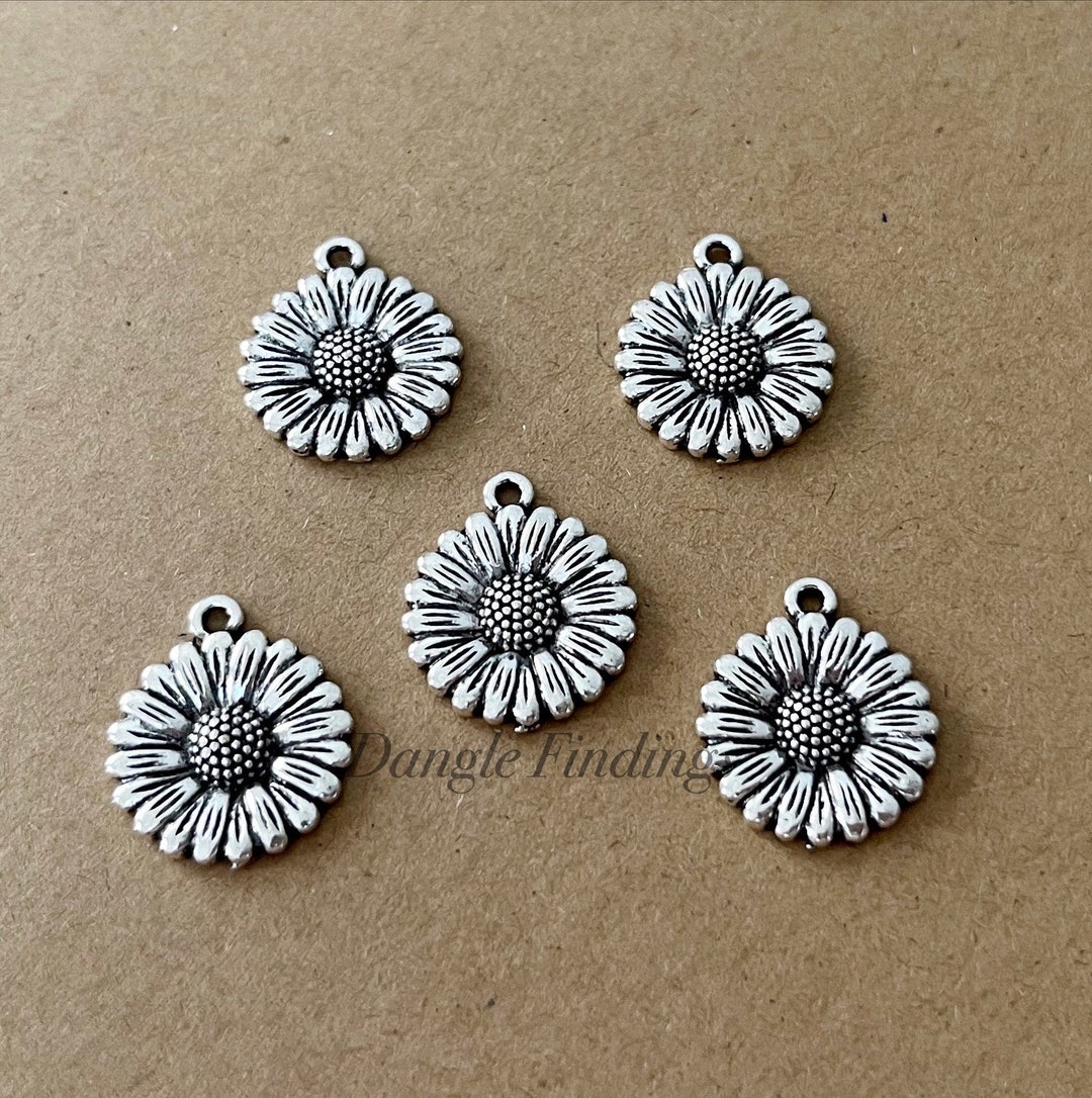 10 Daisy Charms Silver Flower Bracelet DIY Jewelry - Etsy