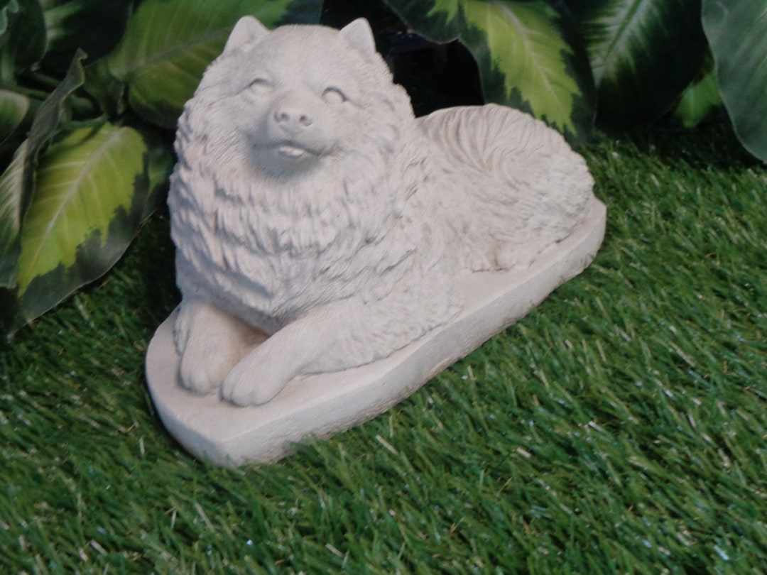 Keeshond Dog Concrete Statue , Pet Loss Memorial, Garden Decor, Grave ...