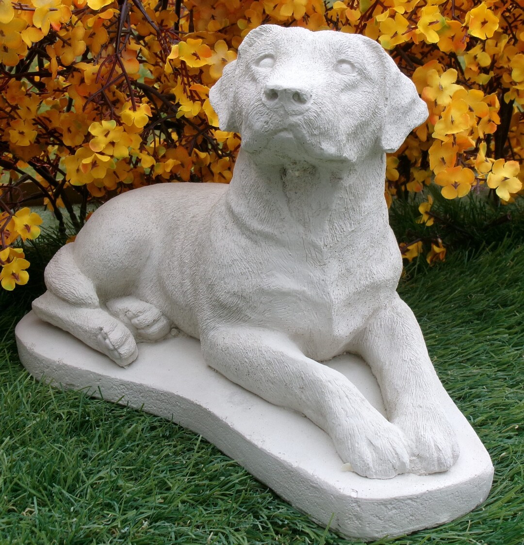 Labrador Retriever Dog Concrete Statue Garden Decor Grave Marker Pet ...