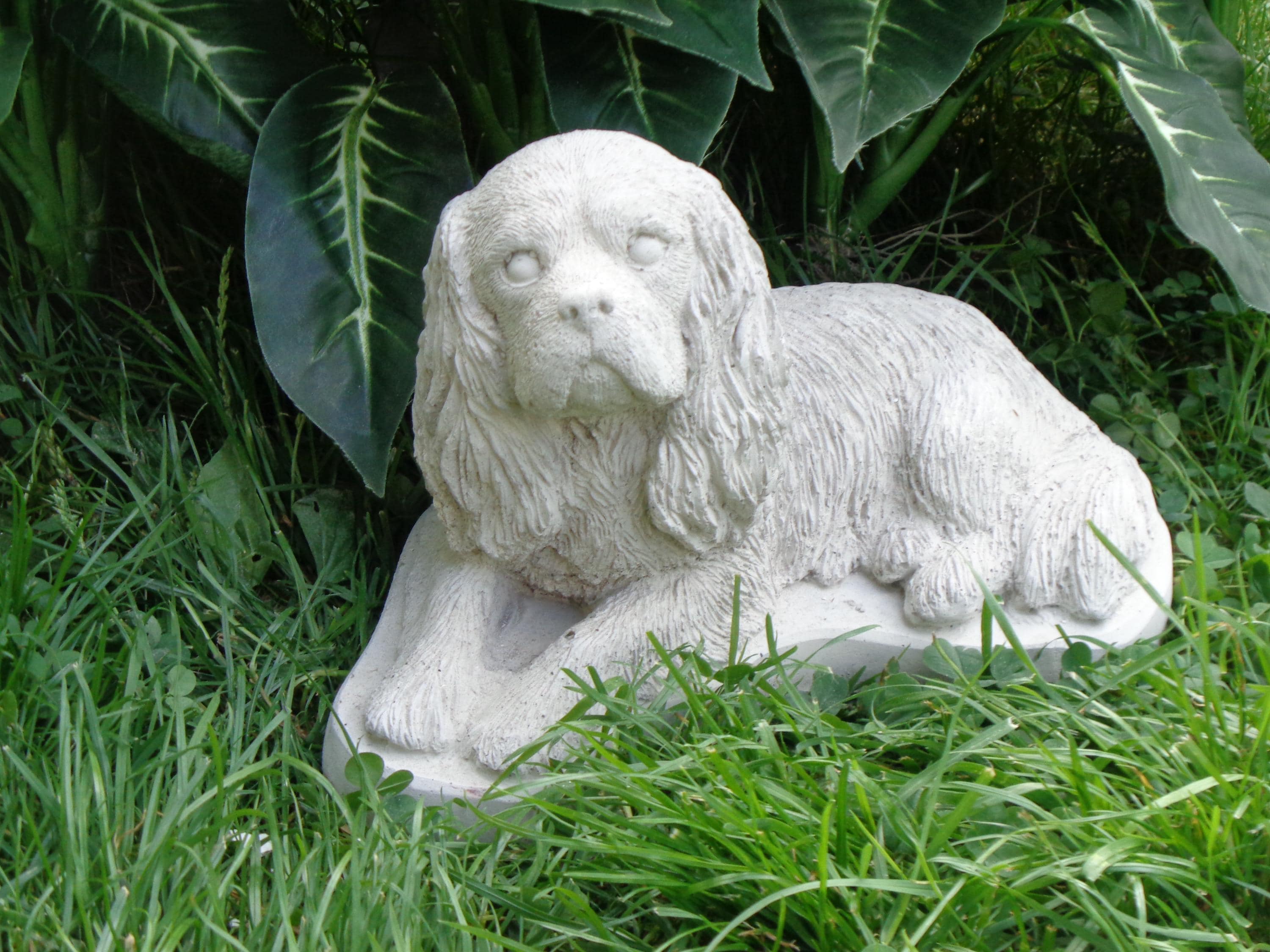Cavalier King Charles Spaniel Concrete Statue Spaniel Memorial Stone ...