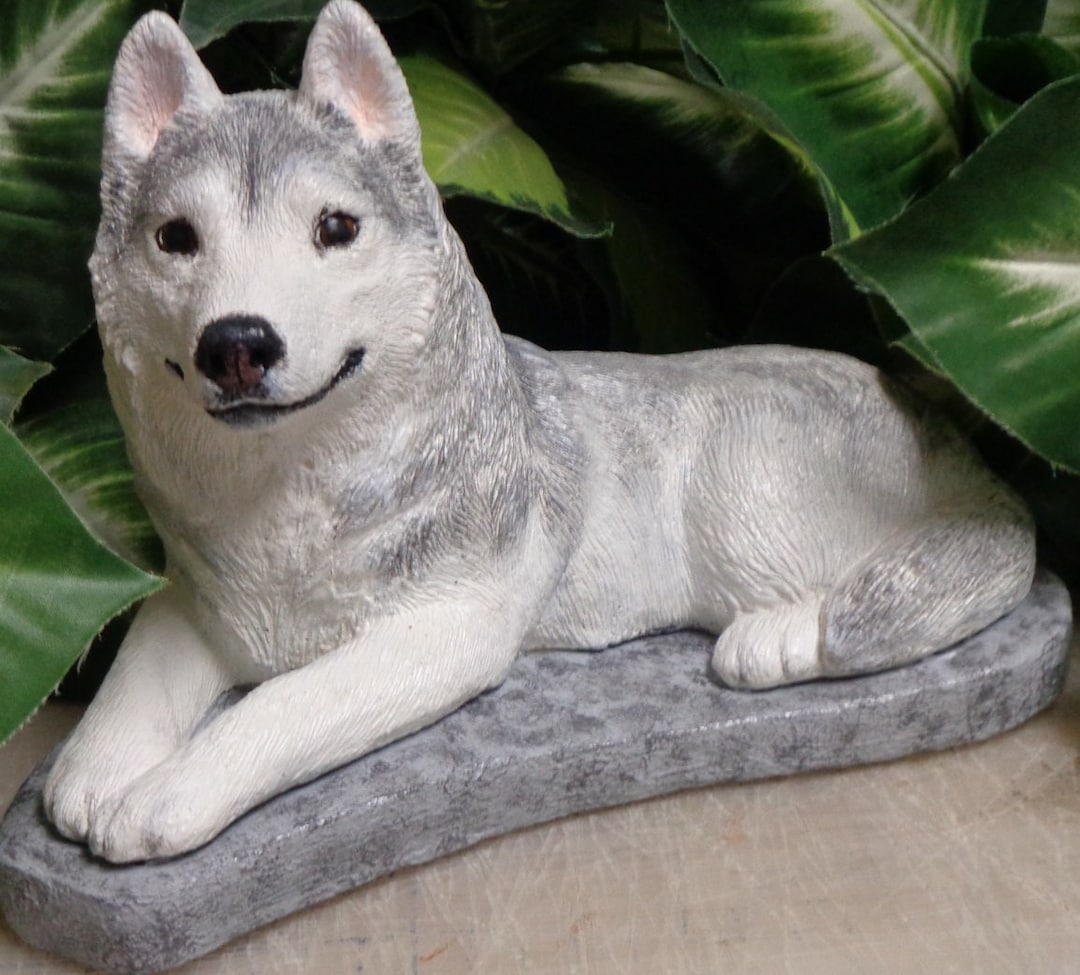 Siberian Husky Concrete Statue Grave Marker Garden Decor Husky Memorial ...