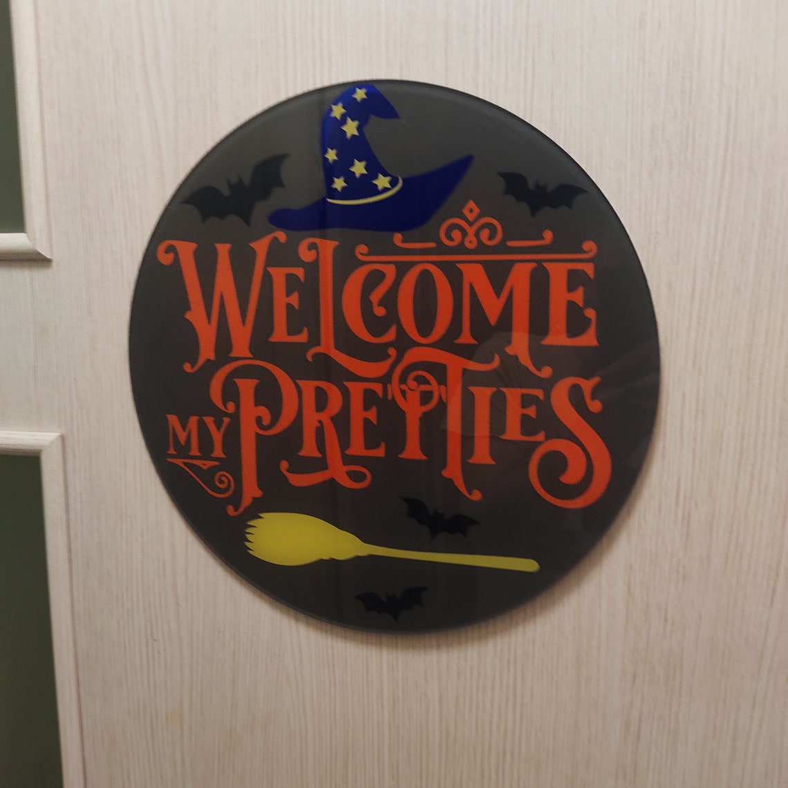 Halloween Witch Decor Sign Round Door Hanger Welcome My Pretties ...