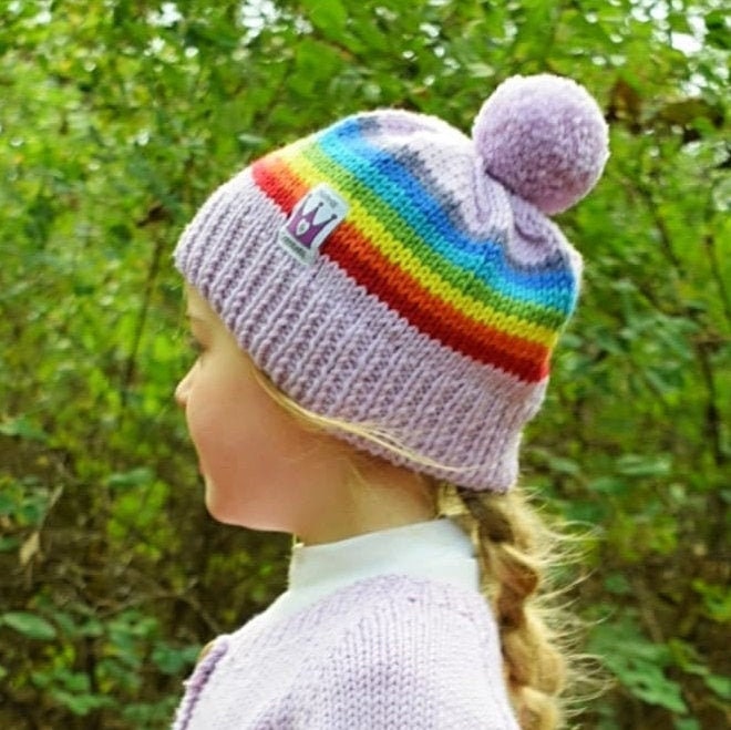 KIDS Unisex Rainbow Stripe BOBBLE HAT - Hand Knit Beanie Hats - Pure ...