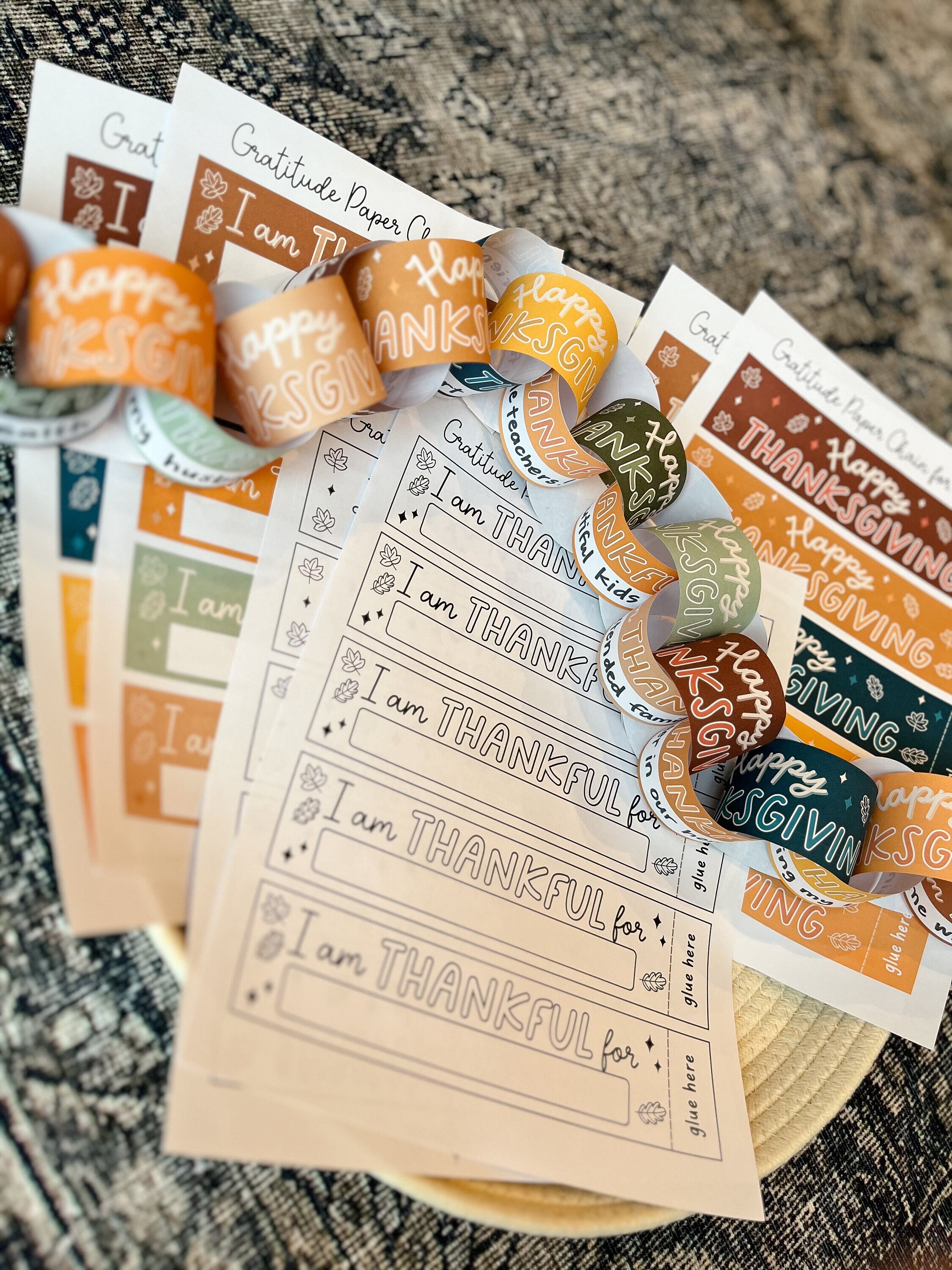 Gratitude Paper Chain | Thanksgiving Paper Chain | Giving Thanks ...