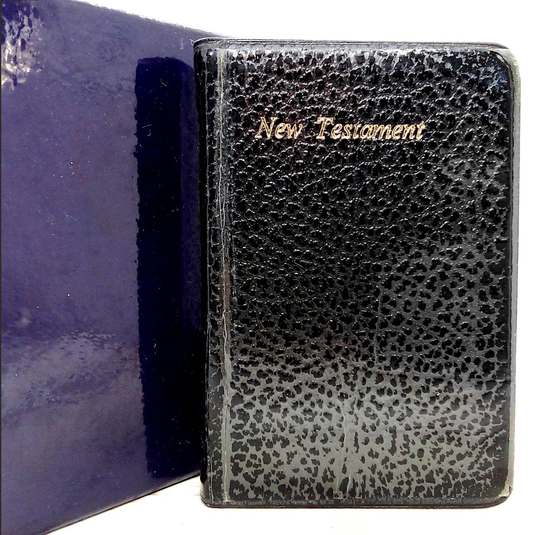 New Testament Bible in a Box Vintage Miniature Pocket Edition in Black ...