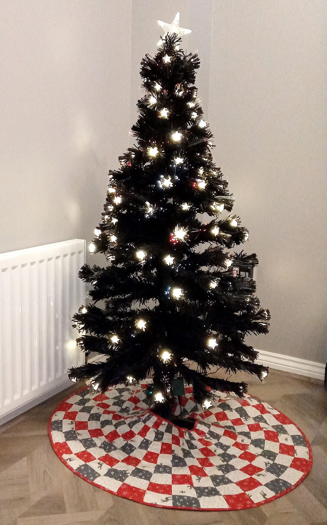 PDF Pattern, Christmas Tree Skirt, Quilted Tree Skirt, Bargello Tree ...