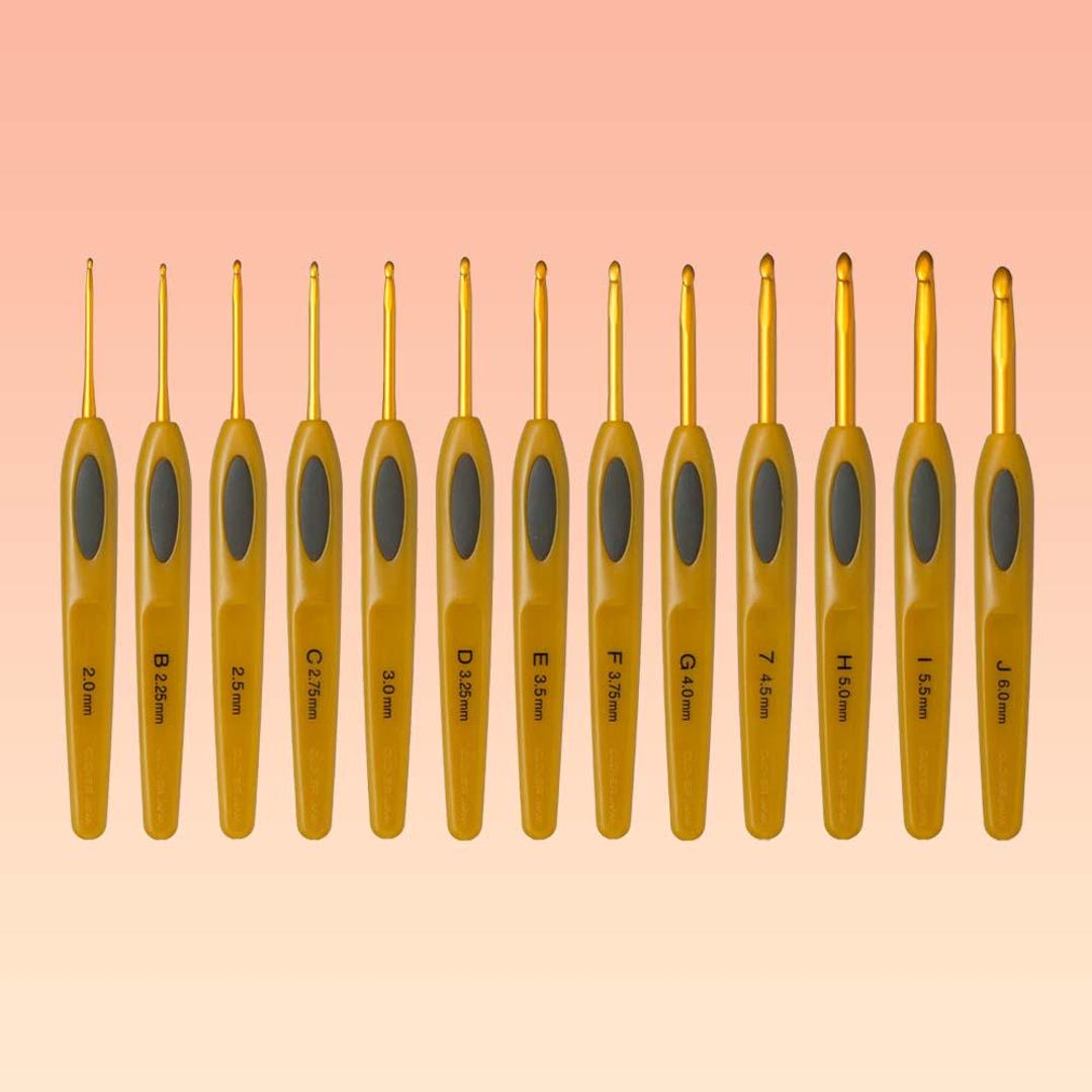 CLOVER (japan) Soft Grip Individual Crochet Hooks - Ergonomic Crochet ...