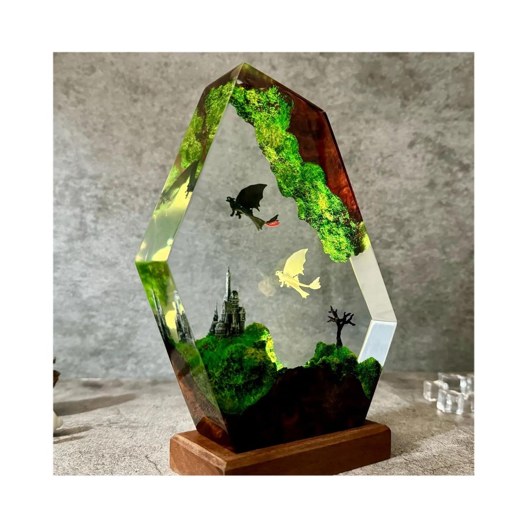 Toothless Fury Fly Over the Castle Night Lights, Toothless Resin Epoxy ...