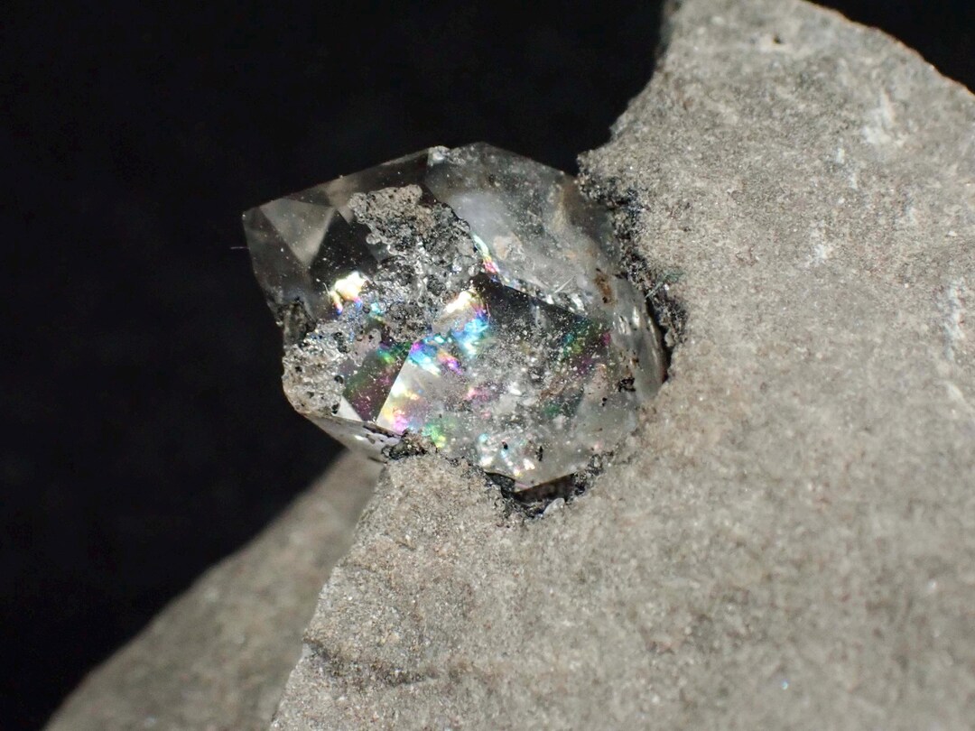 Herkimer Diamond in Matrix From New York . Single Crystal. Rainbows ...