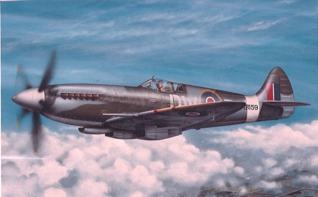 Framed 4" X 6" Print of a Supermarine "spitfire" Defending the British ...