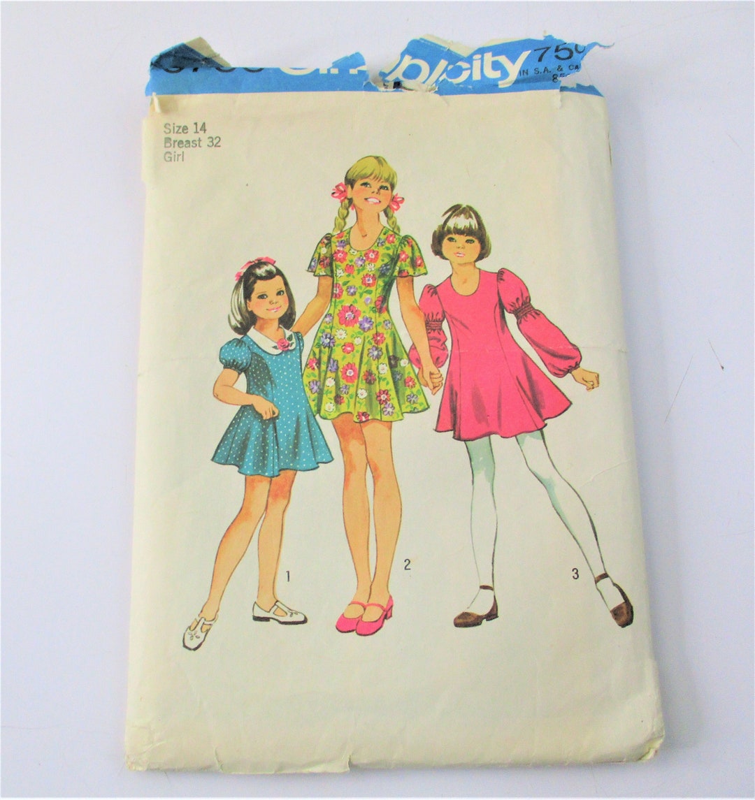 1971 Simplicity Girls and Chubbies Princess Dress With Three Sleeves ...