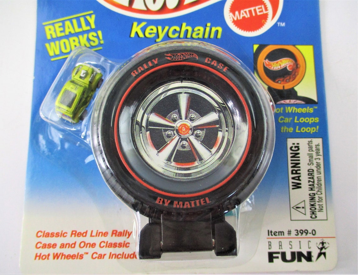 1999 Mattel Hot Wheels Keychain With Classic Red Line Rally Case and ...