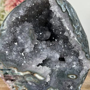 Natural Quartz & Green Jasper Geode MWS1150 - Etsy