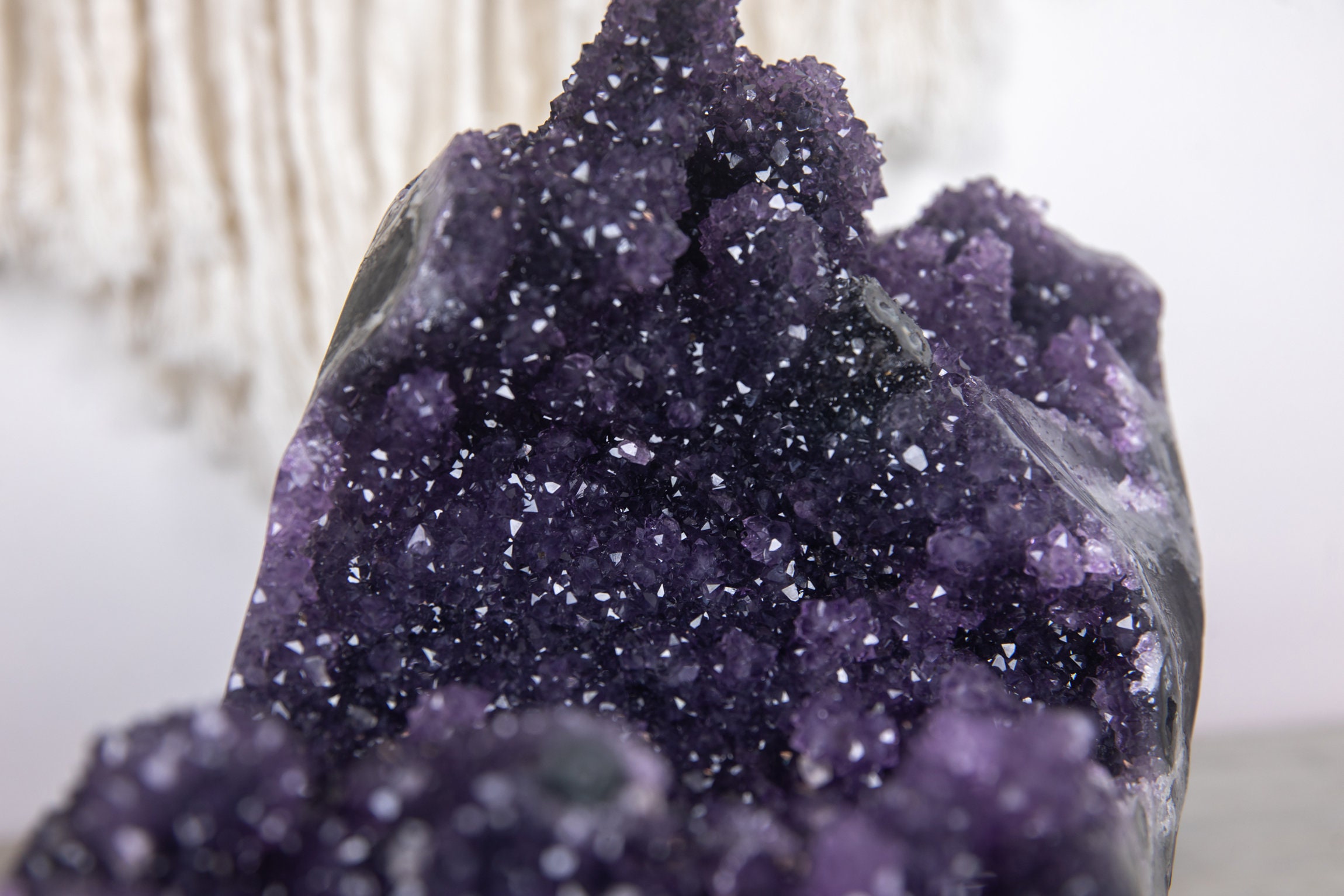 Einzigartiger Amethyst Stein voller Stalaktit Formationen | Etsy