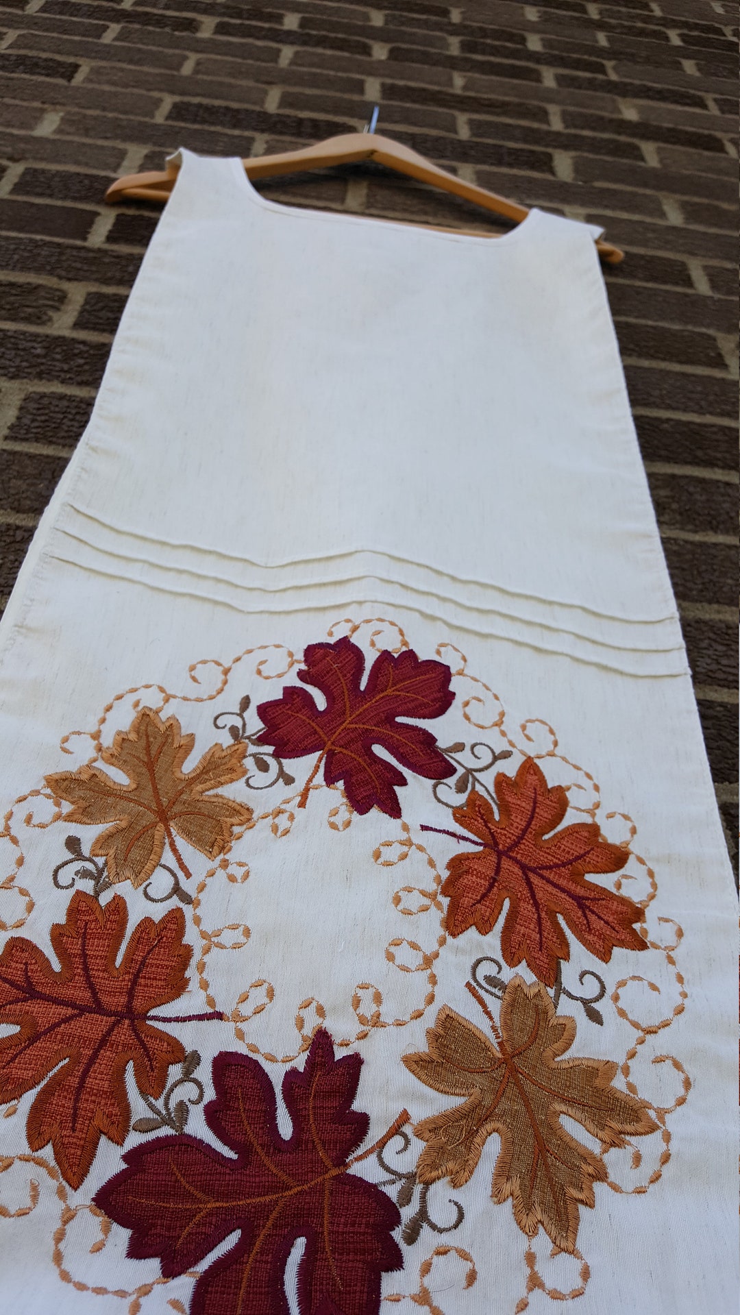 White Tunic Scapular Monostole Vestment With Appliqued Leaves for Fall ...