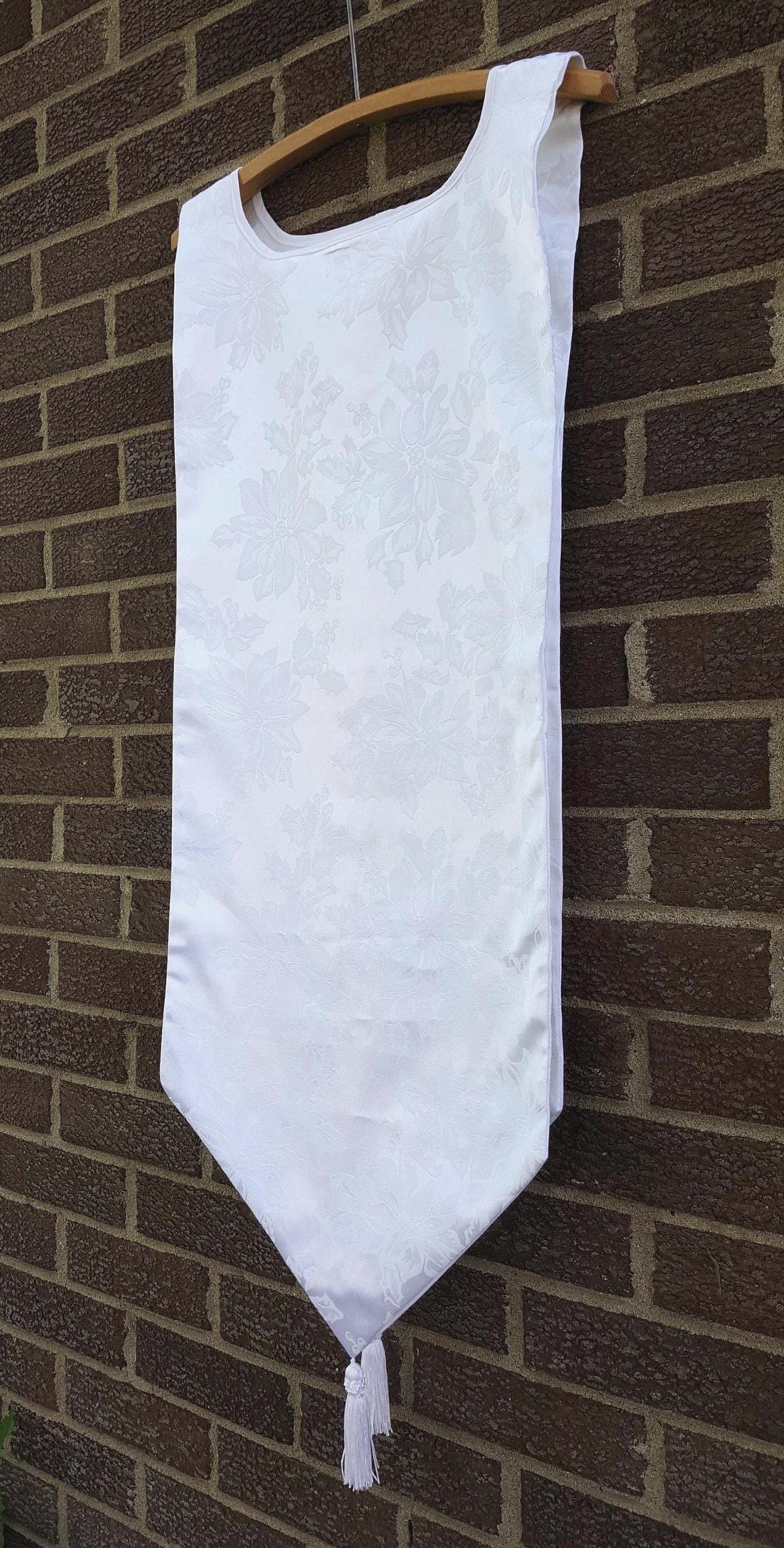 Embossed Floral White Tunic Scapular: Methodist Clergy Vestment - Etsy