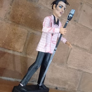 Elvis Presley's Paper Sculpture. Papier Mache. Papercraft. Art Work ...