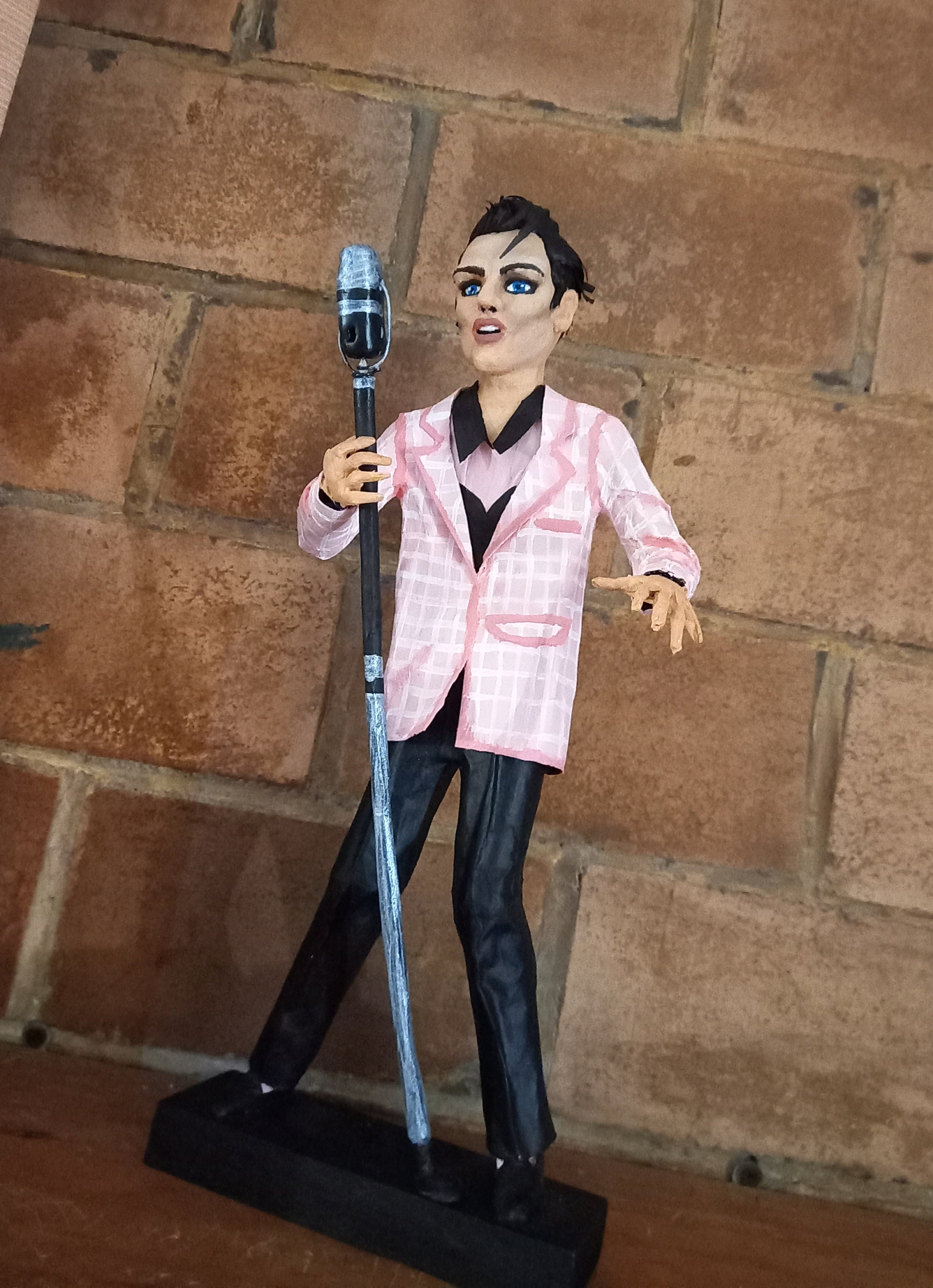 Elvis Presley's Paper Sculpture. Papier Mache. Papercraft. Art Work ...