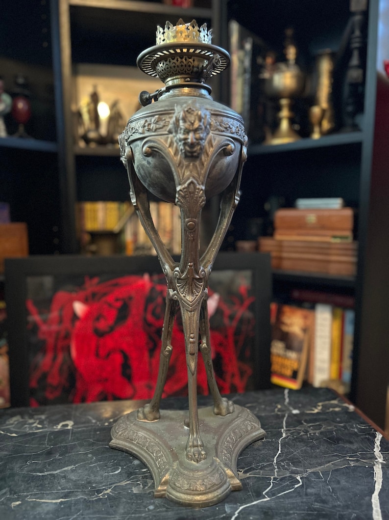 Incredible Antique Art Deco Gargoyle Oil Lamp Gothic Victorian Youngs ...