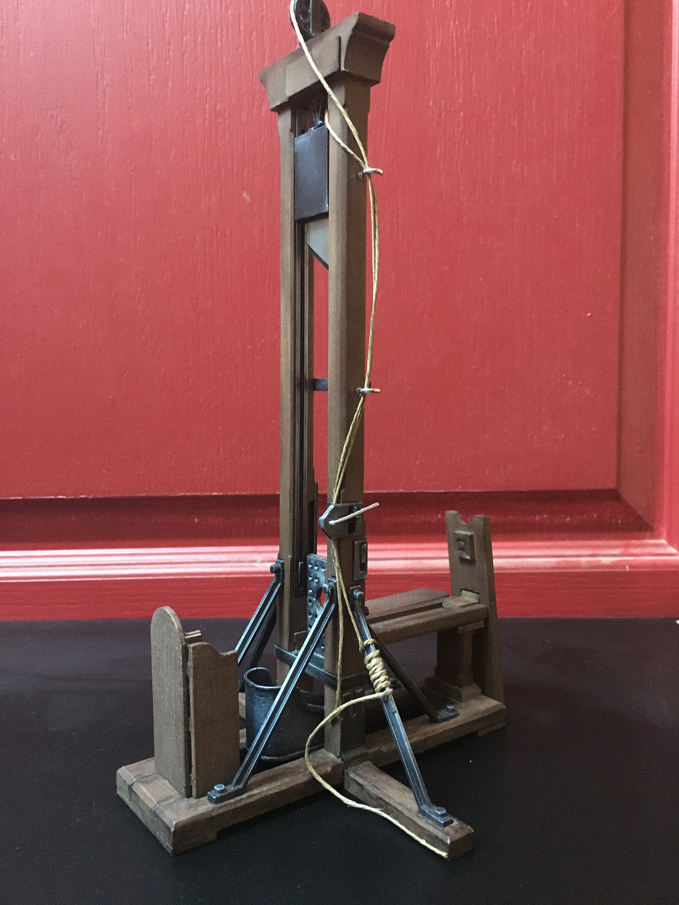 Guillotine Model 25cm - Etsy