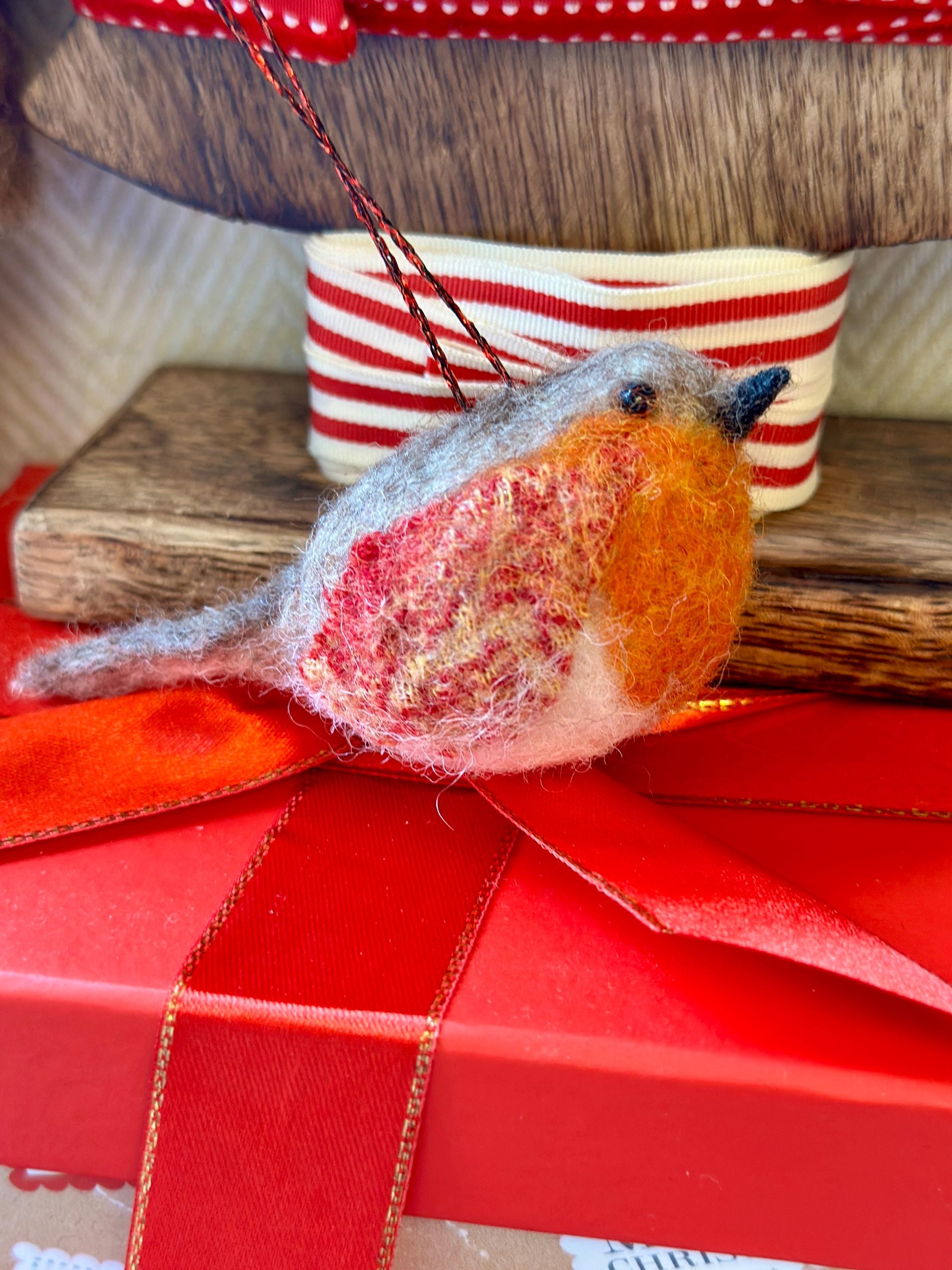 Needle Felted Robin Ornament: Holiday Decor, Xmas Gift - Etsy