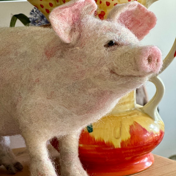 Needle Felted Pig - Etsy