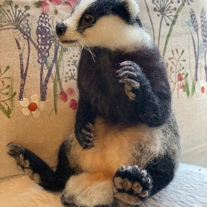 Badger/needle Felted Badger/sitting Badger/felted Animals/badger ...