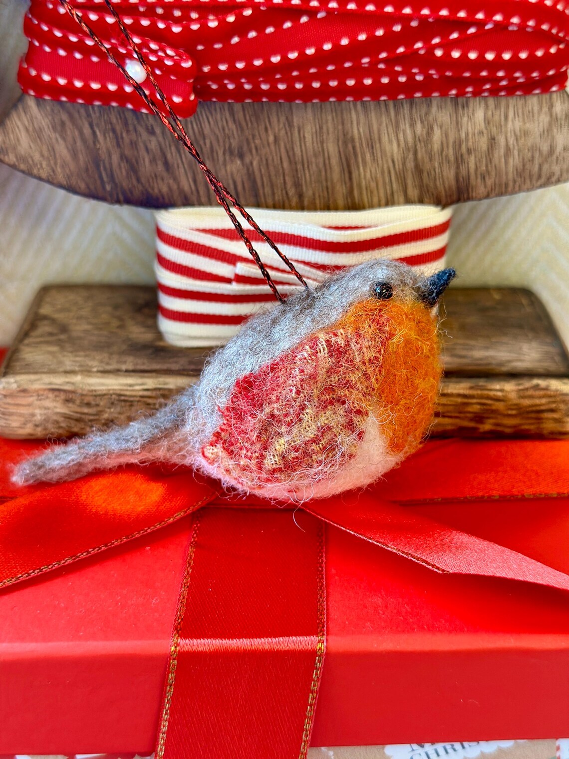 Needle Felted Robin Ornament: Holiday Decor, Xmas Gift - Etsy