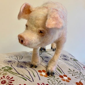 Needle Felted Pig Sculpture – Wool Animal Ornament, Gift for Pig Lover ...